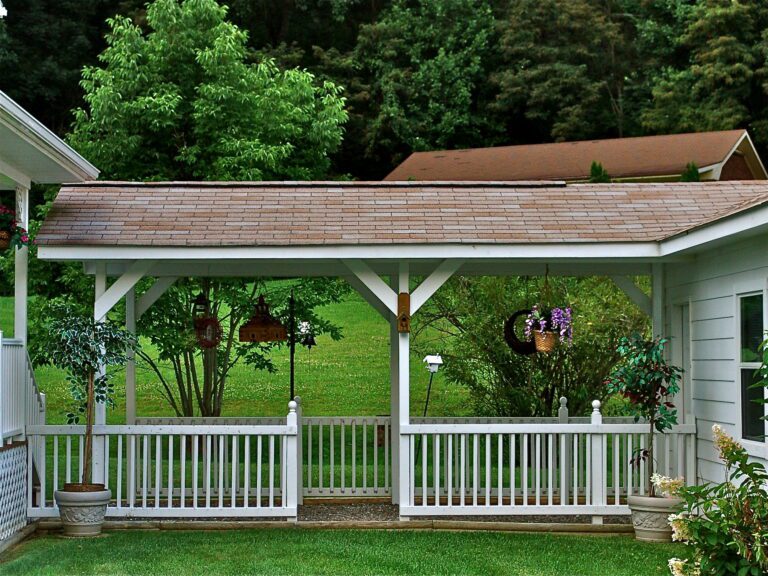 Breezeway Between House And Garage Will Make The Value Skyrocket!